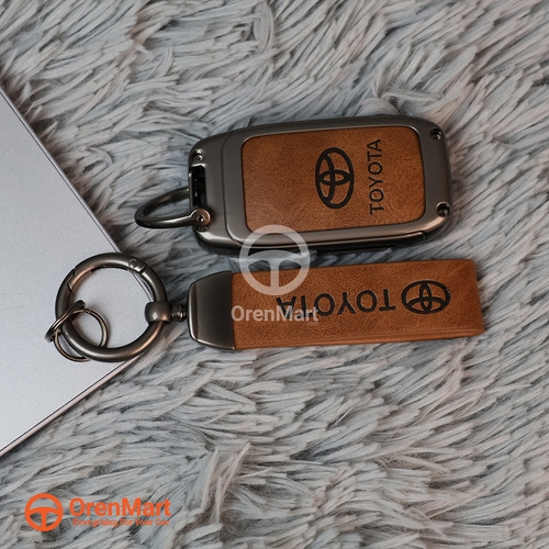 Universal Car Metal Key Cover for Toyota Premio and Fielder – Sleek and ...